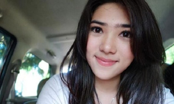 7 Daftar artis tercantik di Indonesia, masih muda seksi menggoda
